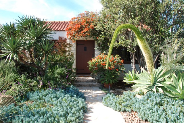 My Houzz: Early-California Style for a 1920s Home and Garden