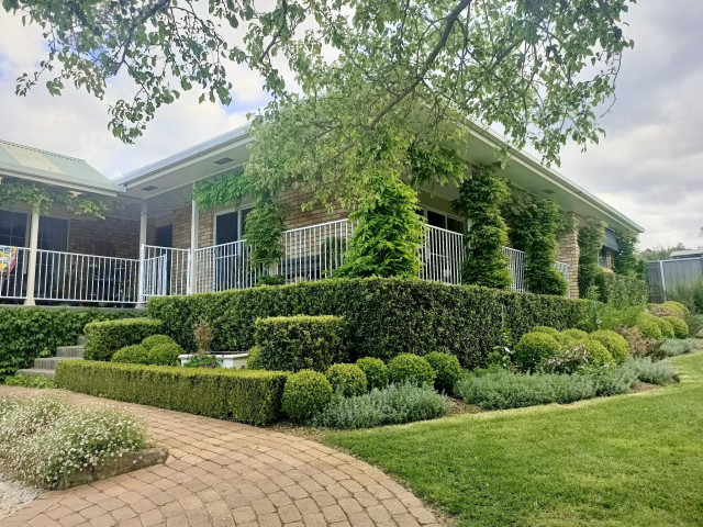 Murray Boissery's Large NSW Country Garden Redesign | Houzz AU
