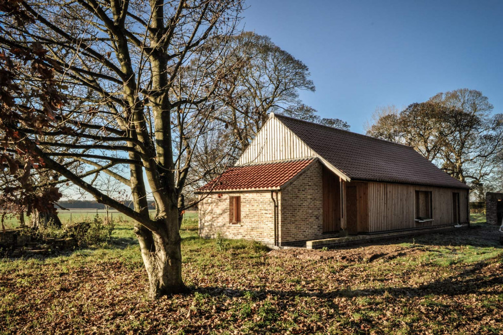Warren Lodge, Barn, Norfolk - Contemporary - House Exterior - London ...