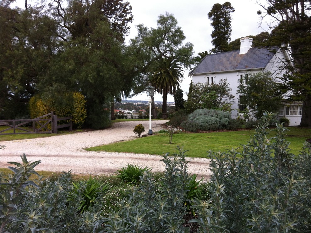 Glenpanyall historic homestead - Traditional - Geelong - by Perry Mills ...