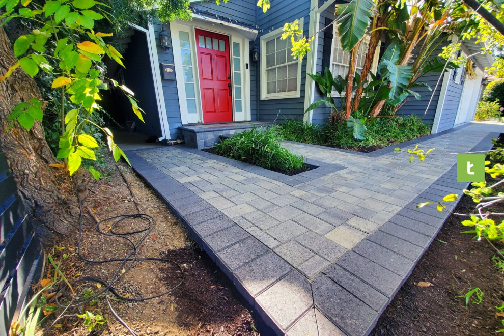 Driveway Remodel using Angelus Courtyard Pavers - Contemporary - Los ...