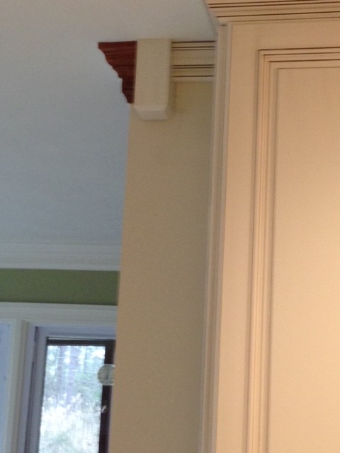 Transitions Moulding At Ceiling