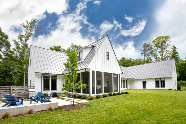 Modern Suburban Home - Farmhouse - Exterior - Richmond - by Patrick ...
