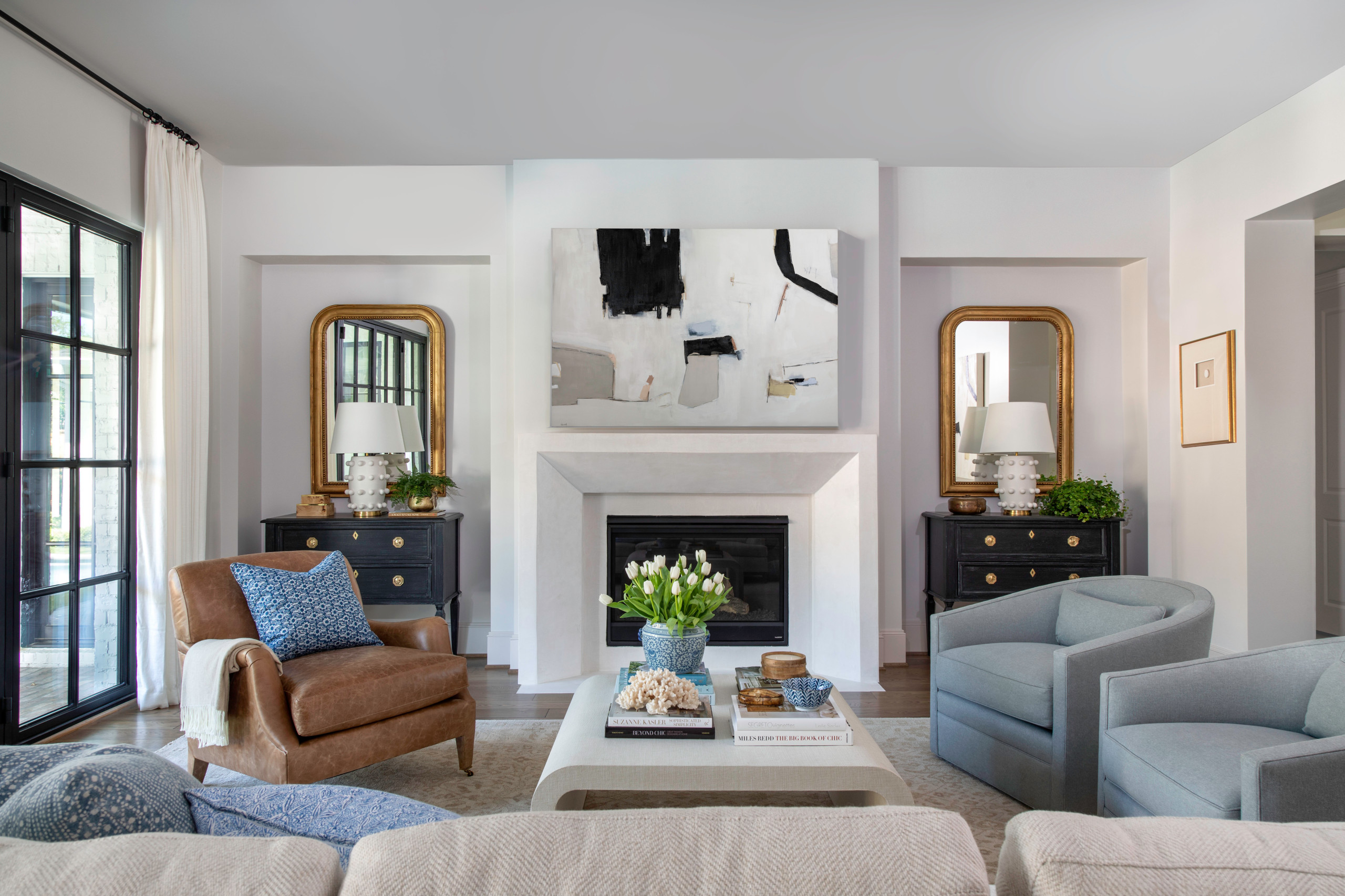 New This Week: 7 Stylish Fireplaces in Transitional Living Rooms
