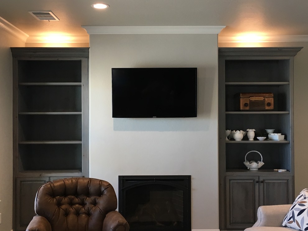 Arranging items on shelves