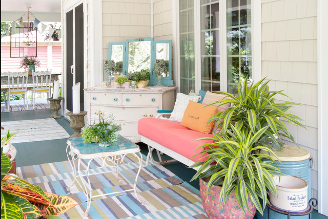 Get Your Porch Ready for Spring Sitting