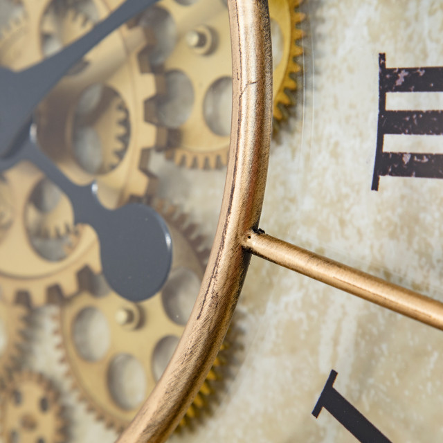 Yosemite Home Decor Gilded Round Modern Metal Gear Clock in Gold ...