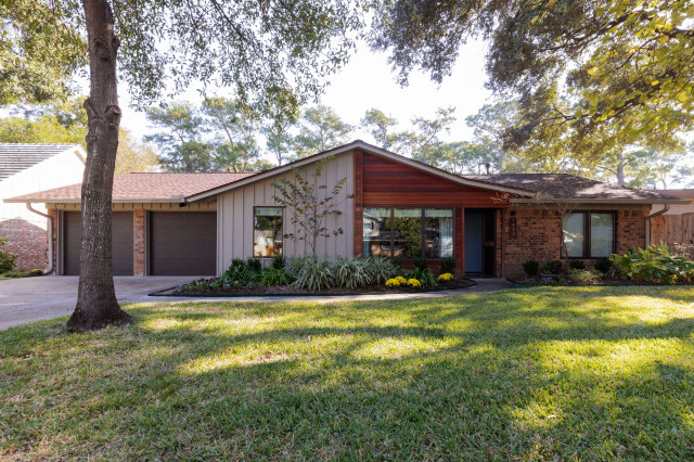 Multi-Generational - Midcentury - House Exterior - Houston - by BKD ...