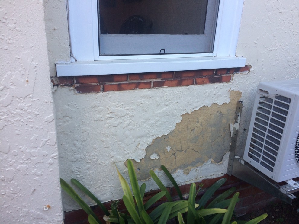 Help! Our exterior rendering is flaking off | Houzz AU