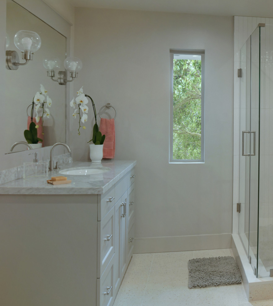 Timbergrove Mid-Century Modern Renovation - Midcentury - Bathroom ...