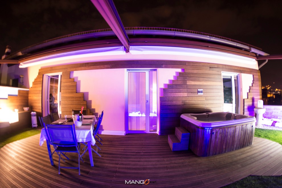 Terrazzo, uno scorcio sul Duomo di Trento - Contemporary - Terrace ...