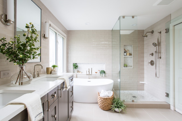 Bathroom of the Week: Fresh Style and an Airy Layout