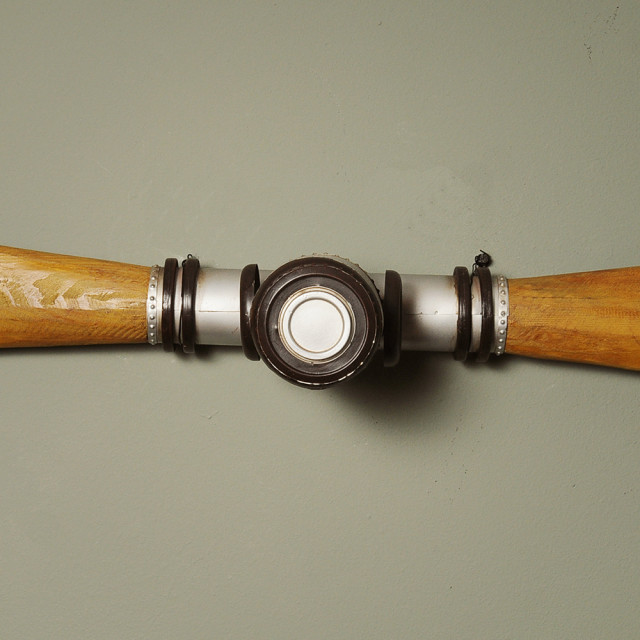 Airplane Propeller Collectible Metal scale model Airplane - Industrial ...