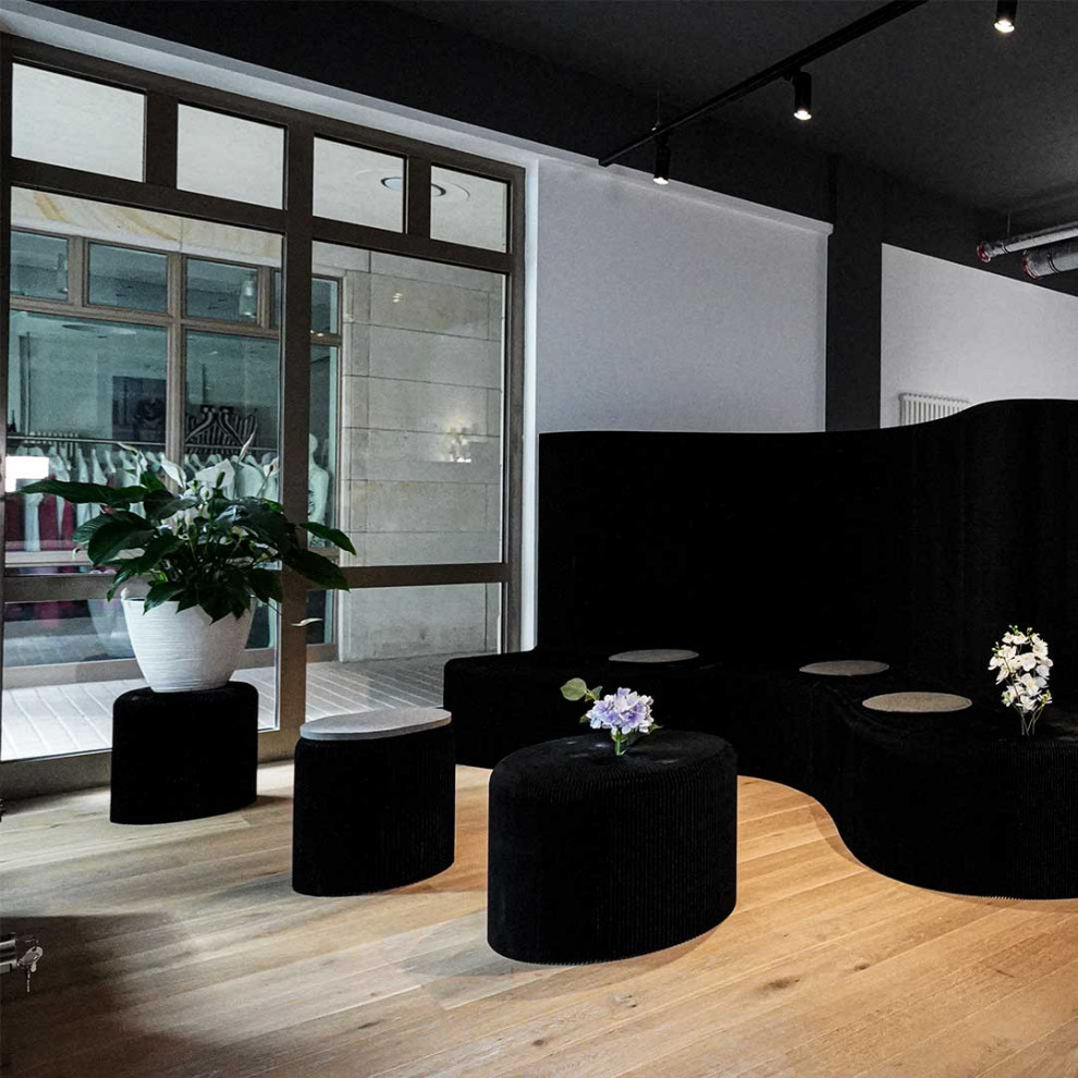 Showroom in Berlin - Contemporary - Home Office - Stuttgart - by ...