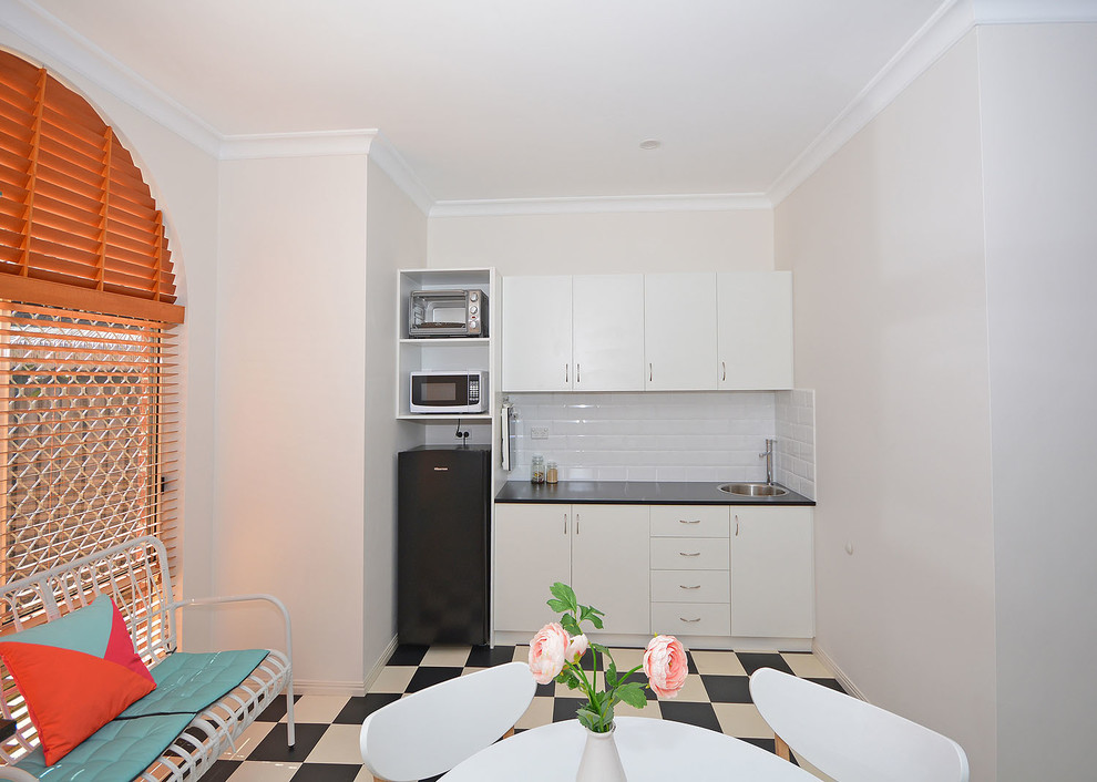 Lakeside Torquay - Contemporary - Shed - Sunshine Coast | Houzz