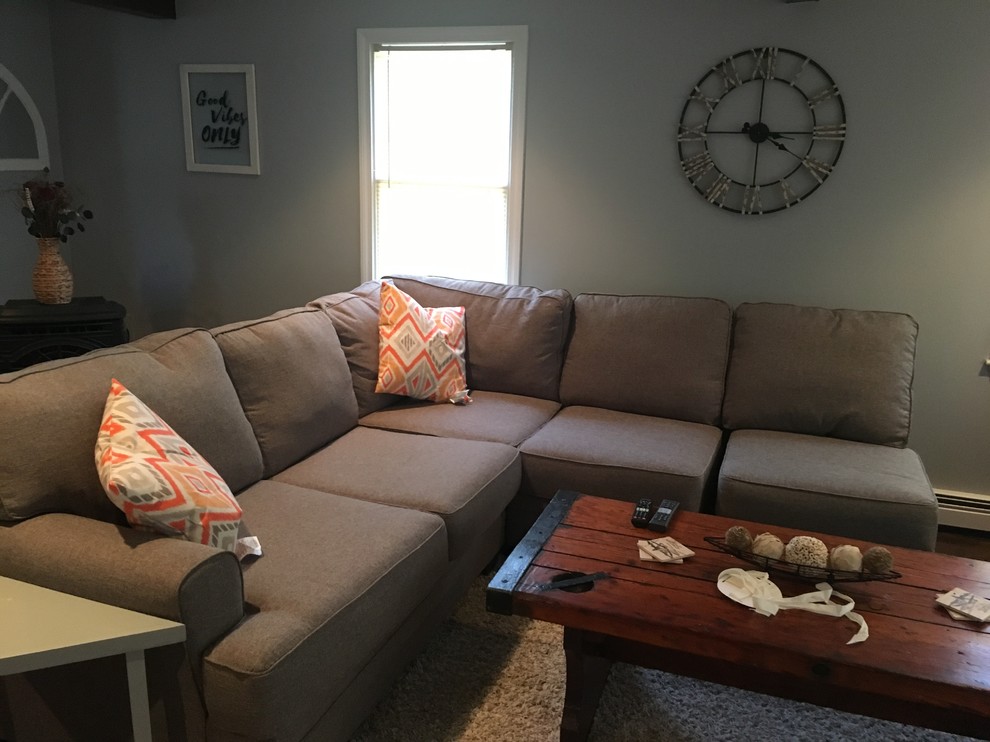 Need help choosing secretive throw pillows