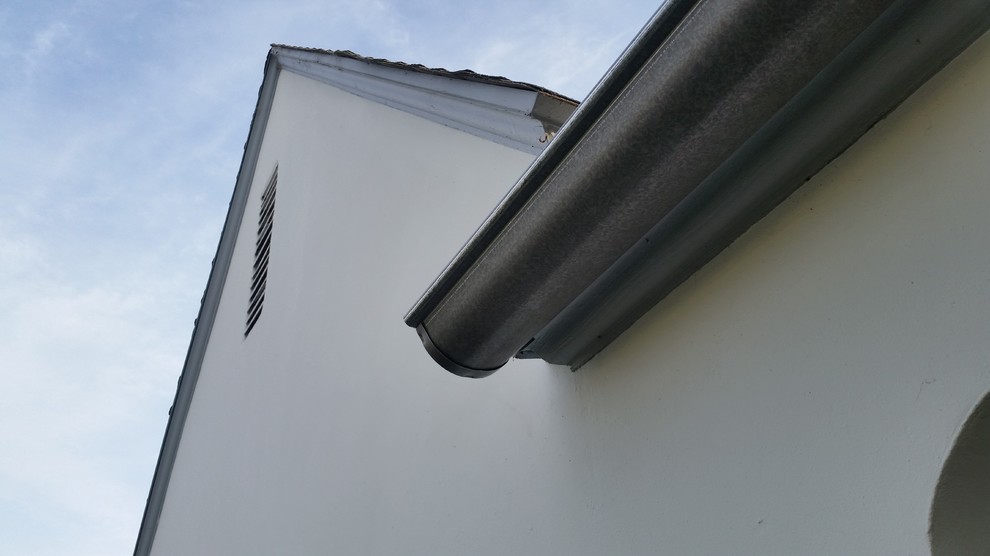 Bonderized Steel, 5 inch Half Round Seamless Gutters with Round ...