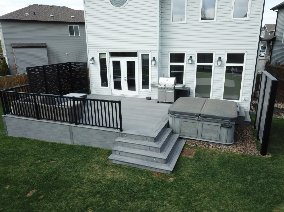 Custom Deck with Custom privacy screens, wrap around stairs and LED ...