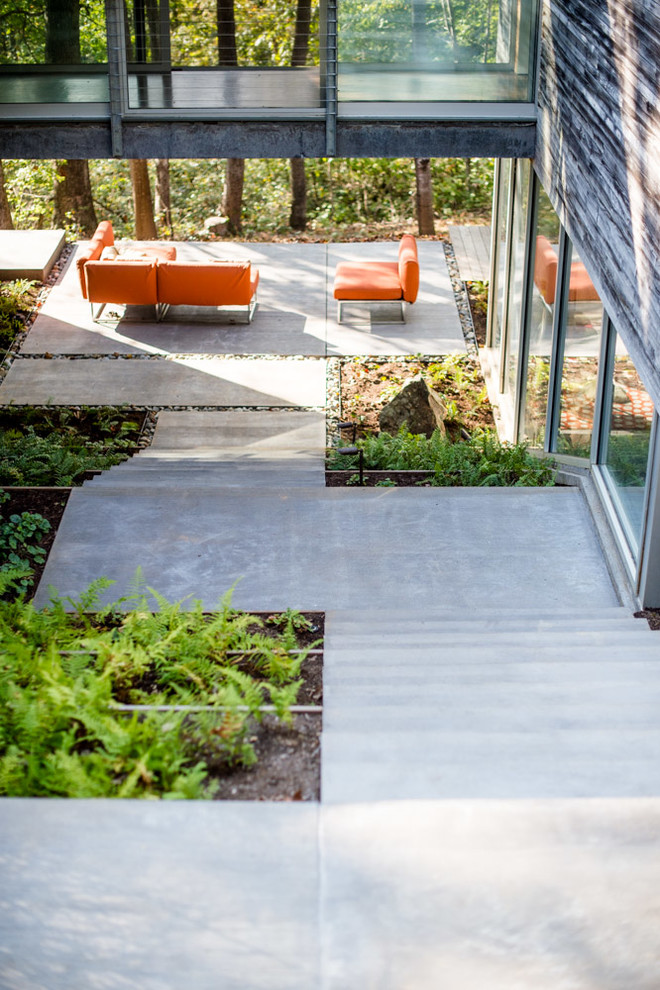 Create Garden Mystery With a Zigzag Path
