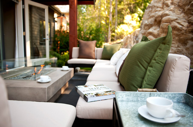 Take Your Coffee Outside! 8 Things to Do This Weekend