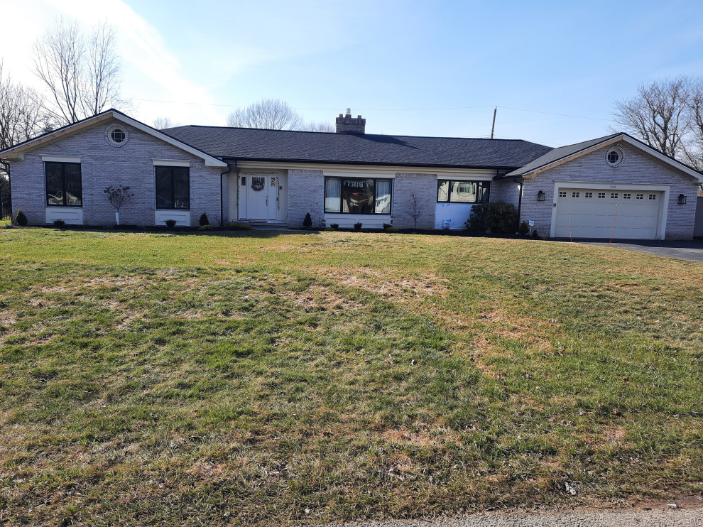 Traditional ranch style update Exterior trim Color help needed!