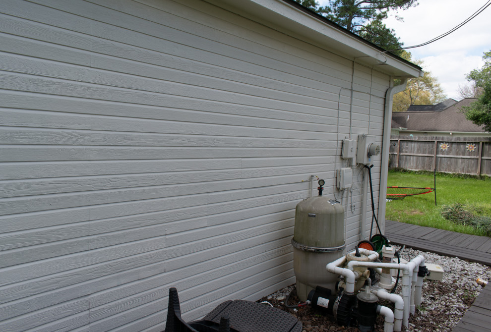 Triple 4 siding repair and repaint - Exterior - Houston - by Deskins ...