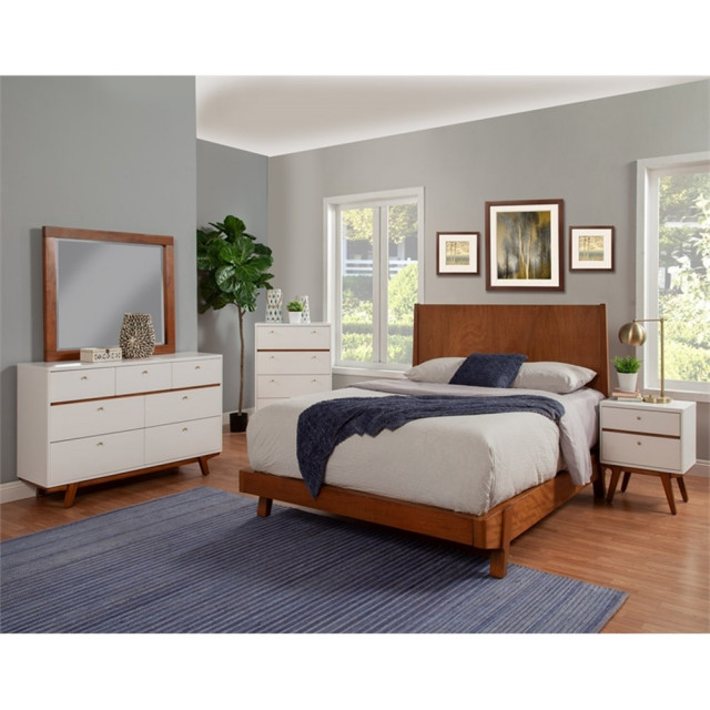 Home Square 3-Piece Set with 2 Nightstands & 7 Drawer Dresser in White ...