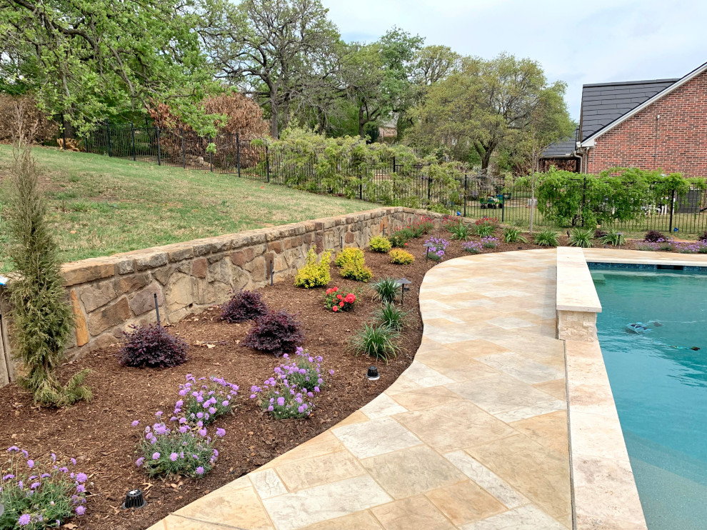 Amazing Flower Mound Outdoor Living Environment - Traditional - Dallas ...