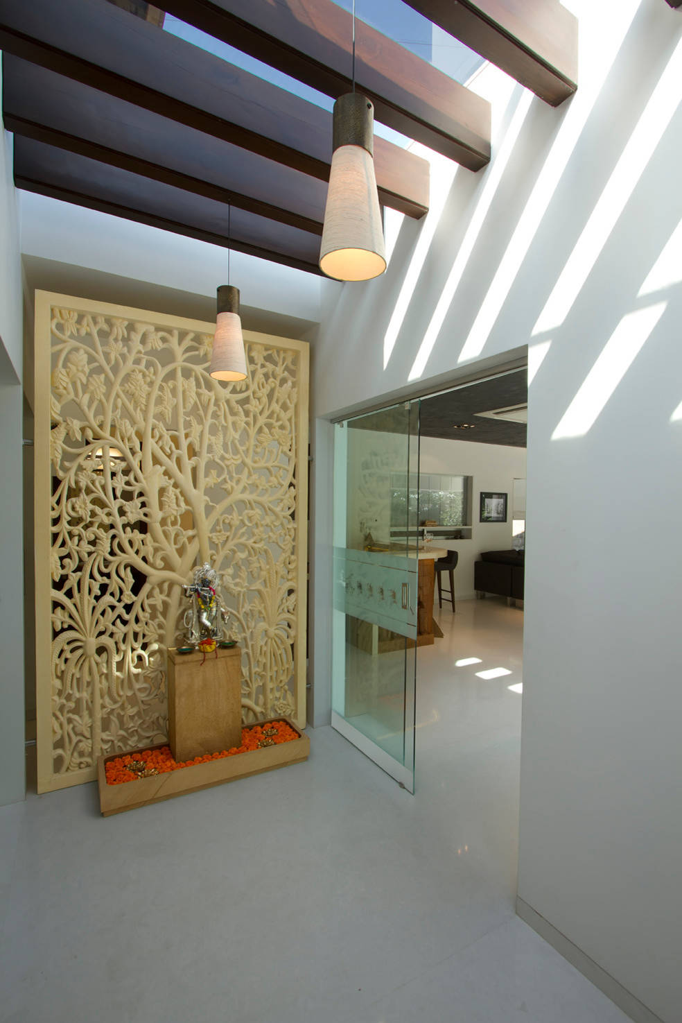 9 Glass Dividers That Help Make More Room