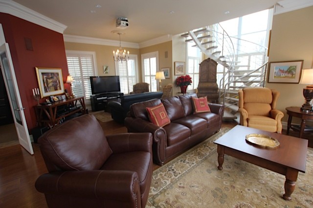 Mise en valeur d'une maison de prestige - Classique Chic - Montréal ...