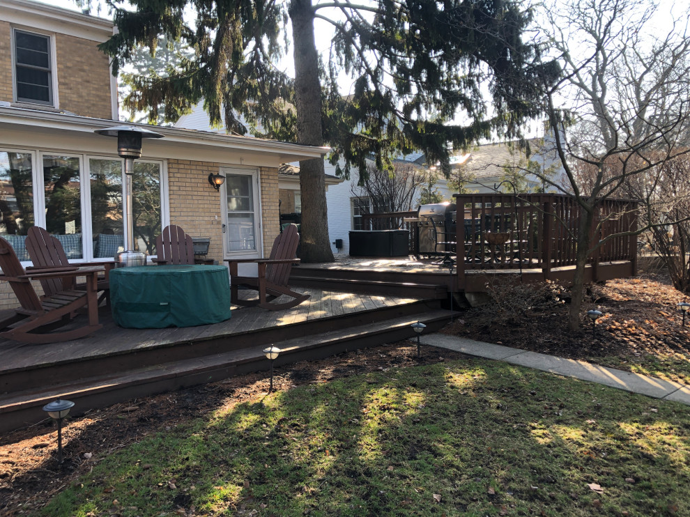 TimberTech Brown Oak Deck without Rails in Arlington Heights, IL ...