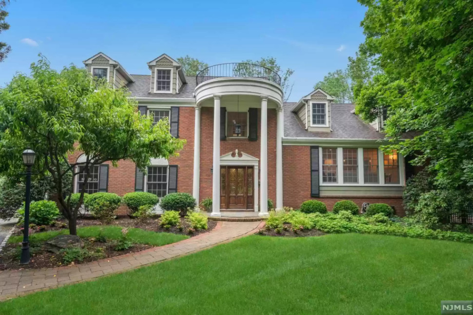 Help with ugly columns and general exterior updating.