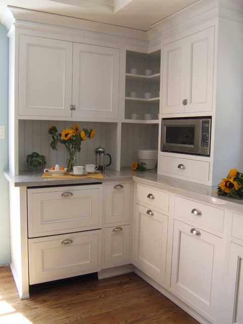 Traditional New England Style Kitchen - Traditional - Phoenix - by ...