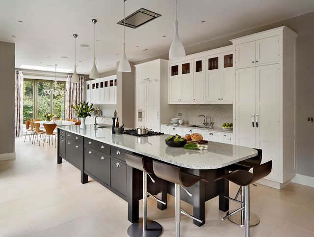 Kitchen of the Week: Supersized Storage in a Striking Surrey Kitchen ...