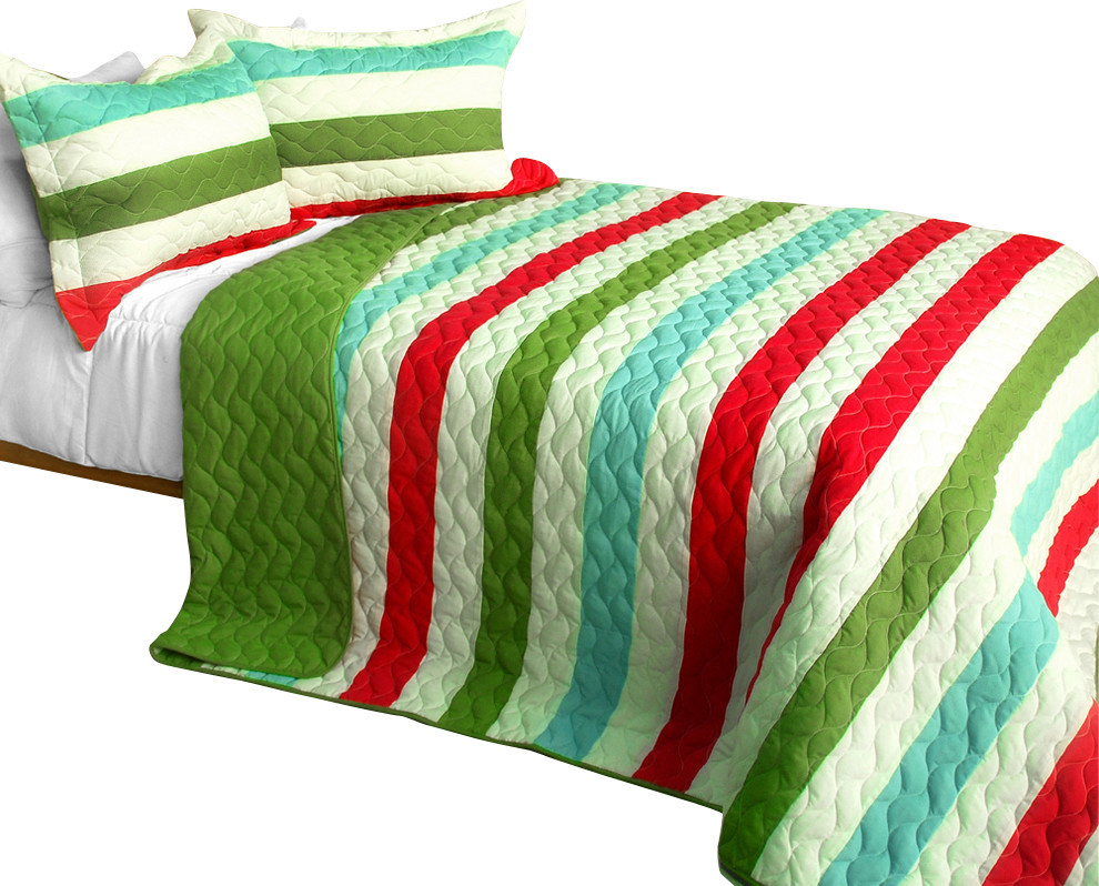 Be With You 3PC Patchwork Quilt Set (Full/Queen Size) - Contemporary ...