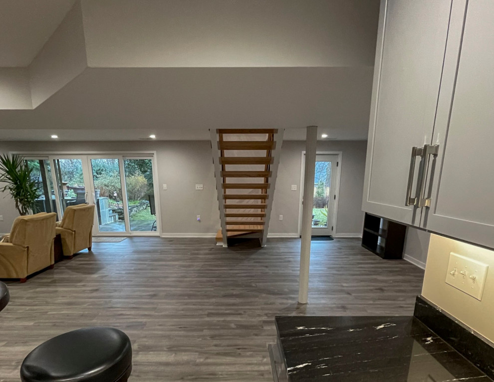 99_Modern & Open L-Shape-Winder Stair, Arlington VA 22207 - Staircase ...