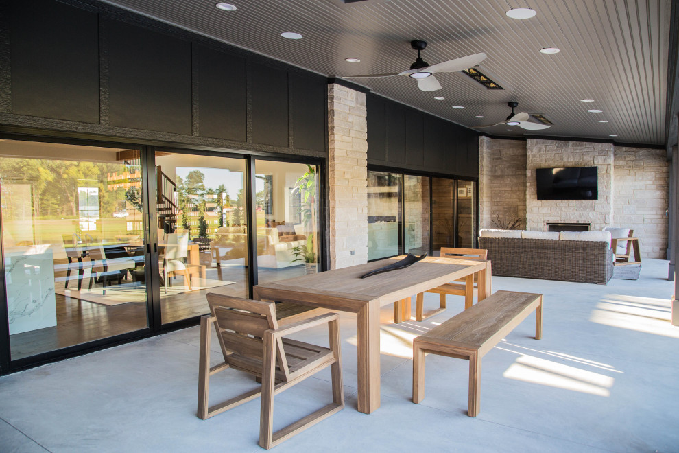 2021 Home-A-Rama Home - Modern Prairie with Indoor Basketball Court ...