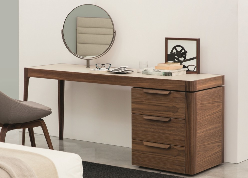 Can a Beautifully Styled Vanity Transform Your Bedroom?