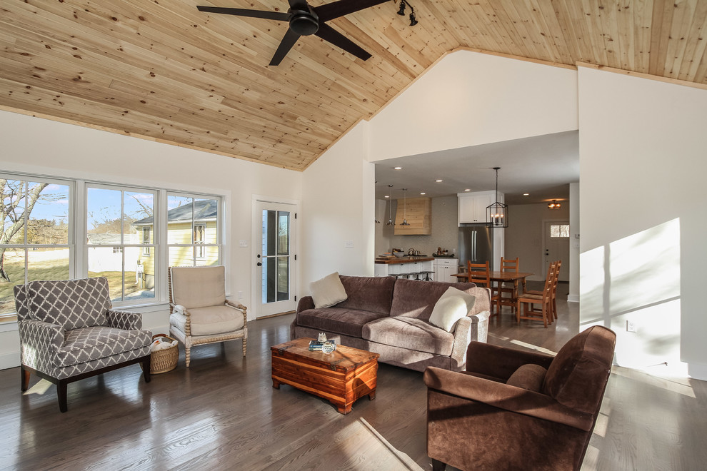 White Modern Farmhouse in Coastal Rhode Island - Farmhouse - Providence ...