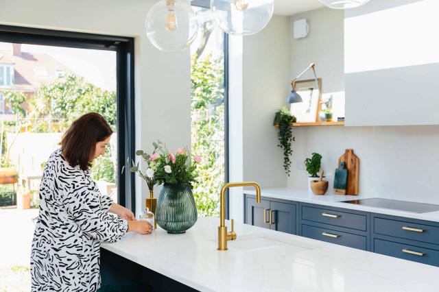 Broken plan kitchen, living and dining space - Modern - Kitchen ...