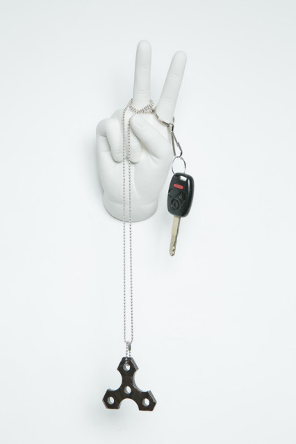 Interior Illusions Plus White Peace Hand Wall Mount, 8.5" Tall ...