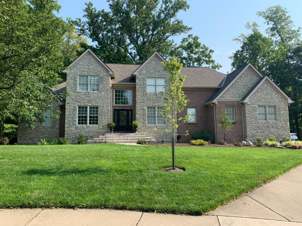 update exterior to late 90s traditional home