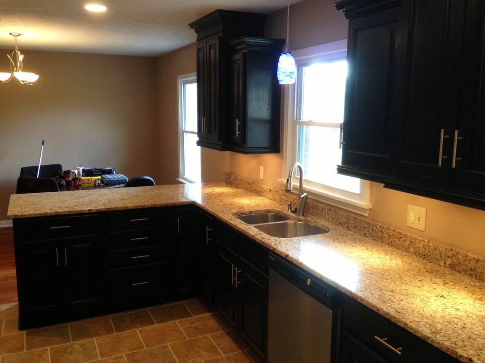A Black Tie Kitchen - Louisville - by Logan Hanes | Houzz IE