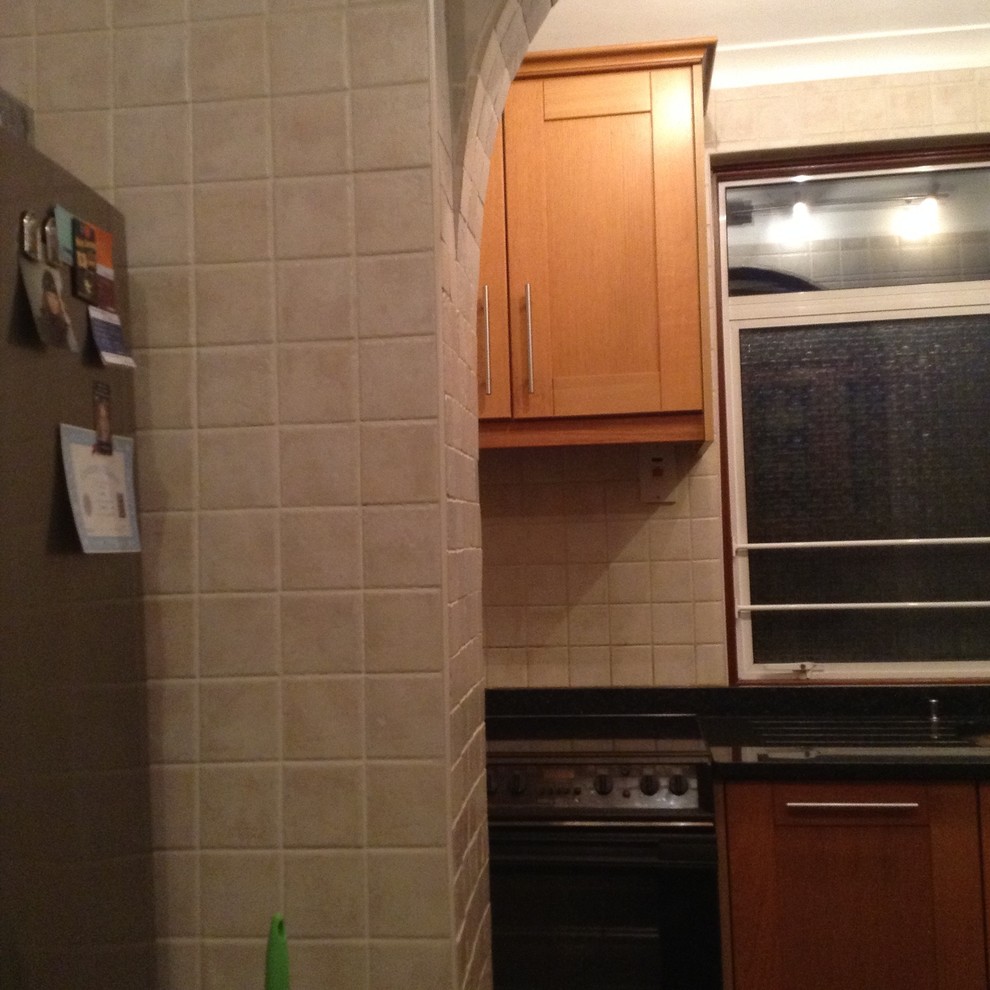 How can we get this broken cooker out? | Houzz UK