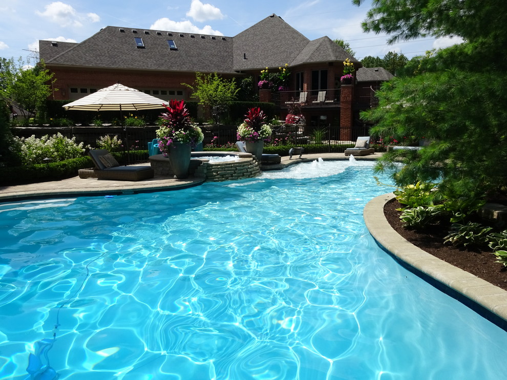 Shelby Township, Michigan (Macomb County) Private Pool & Landscape ...