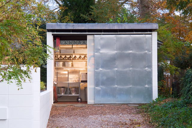 This Just In: Translucent Tool Shed, North Carolina, USA | Houzz AU