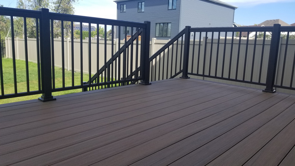10' x 14' TimberTech Composite Deck - Coconut Husk - Modern - Deck ...