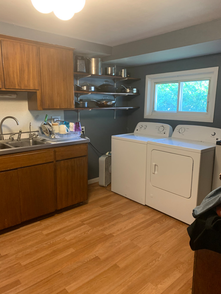 How to arrange awkward kitchen/laundry combo