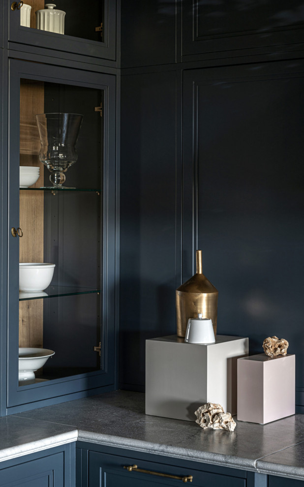 Shaker Style Kitchen Cabinet in a Dark Blue Modern Farmhouse - MARCHI ...