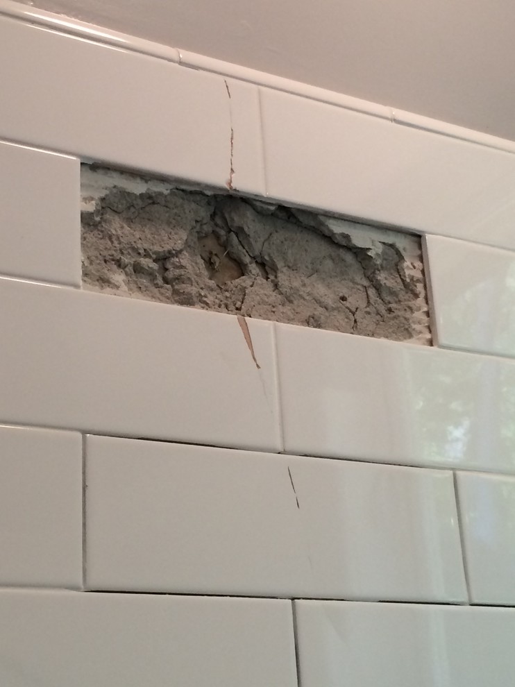 Cracked subway tiles in remodeled bathroom | Houzz Forum